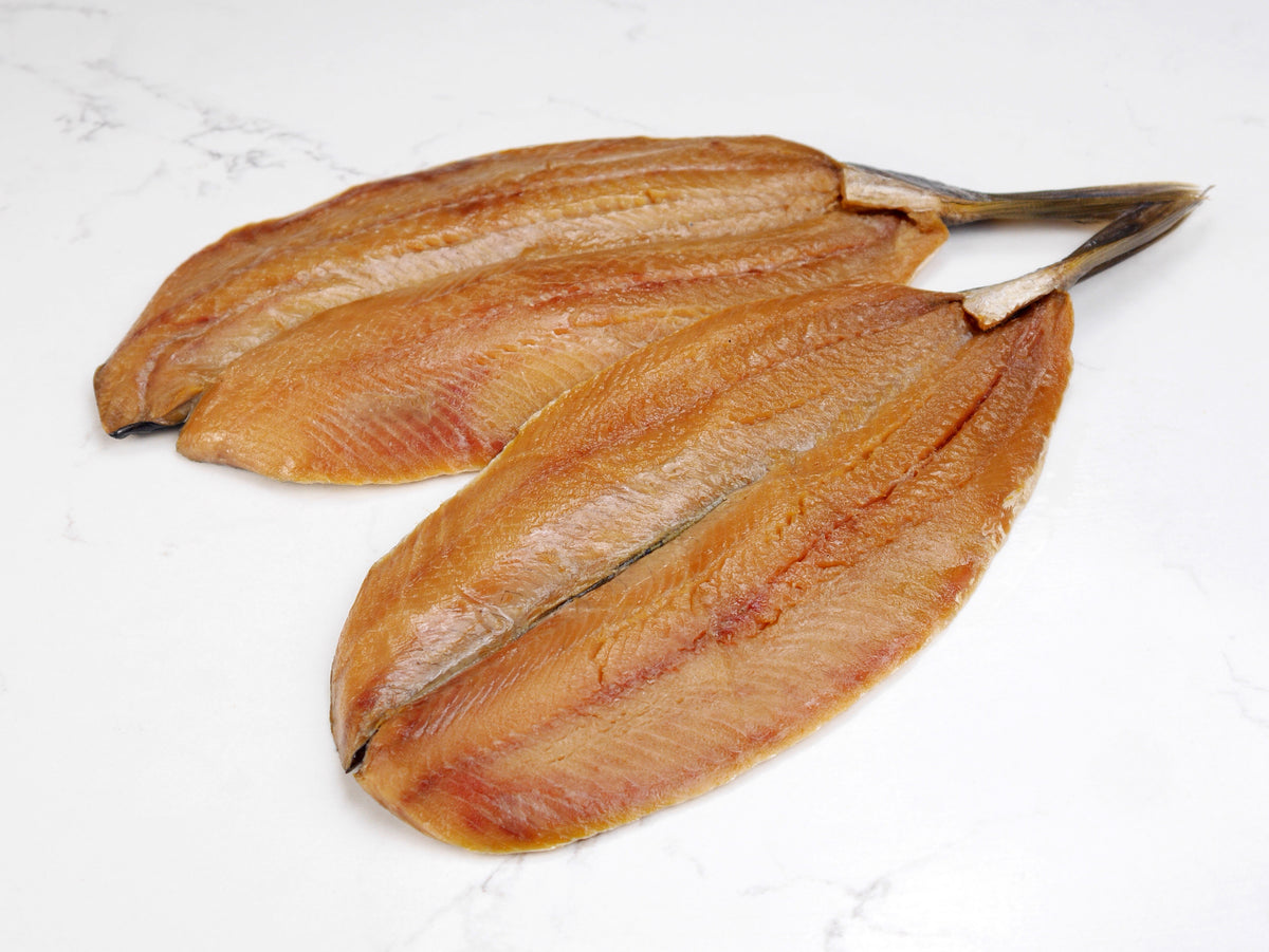 2 x 240-250g Smoked Kipper Fillets – Caught & Delivered